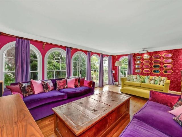 Bold, artistic and undeniably unique, this striking residence delivers an extraordinary blend of character, craftsmanship and lifestyle living