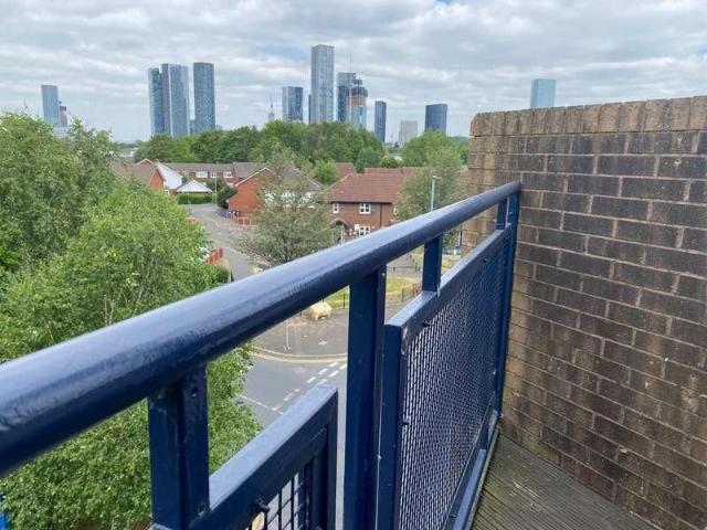 Bold Street, Hulme, M15