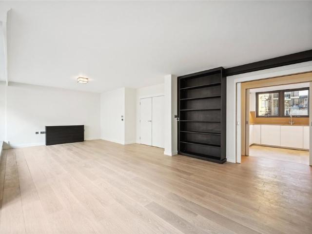 Bolebec House, 10 Lowndes Street. 2 bed flat to rent £8,750 pcm £2,019 pw