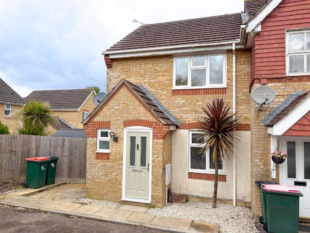 Boleyn Close, Crawley RH10, 2 bed end terrace house to rent, £1,600 pcm | PrimeLocation