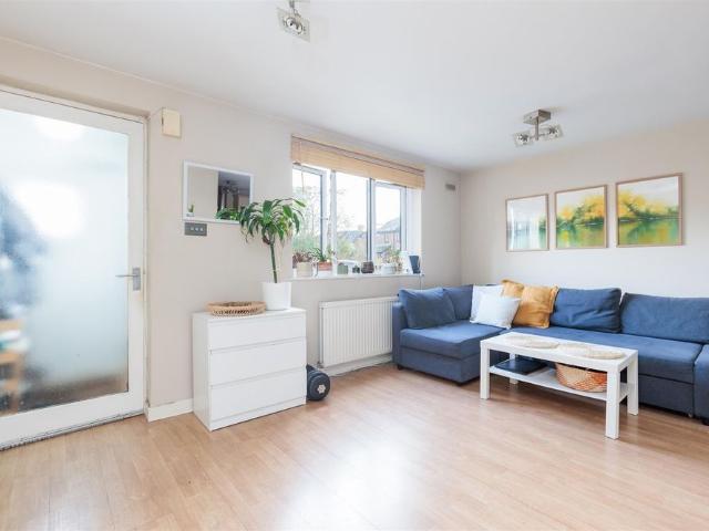 Boleyn Close, E17 6QZ