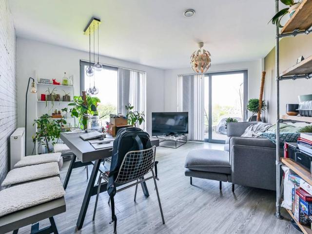 Boleyn Road, Dalston, London, N16 3 bed flat to rent £4,000 pcm £923 pw