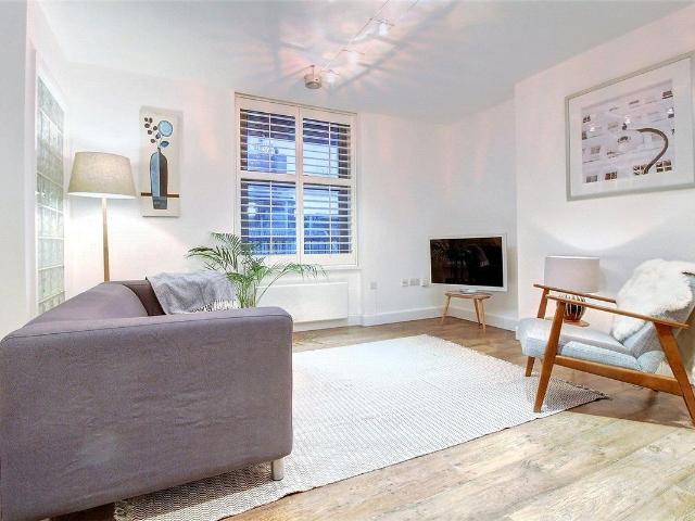 Boleyn Road, Dalston, London N16, 1 bed flat to rent, £2,250 pcm | PrimeLocation