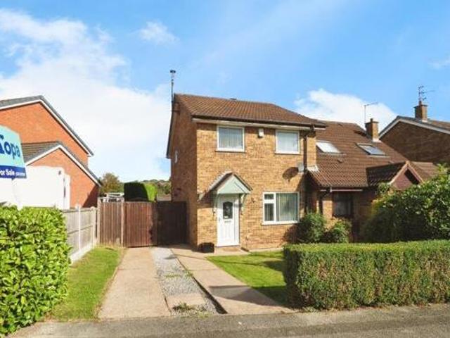 Bolingey Way, Hucknall, 3 Bedroom Semi detached