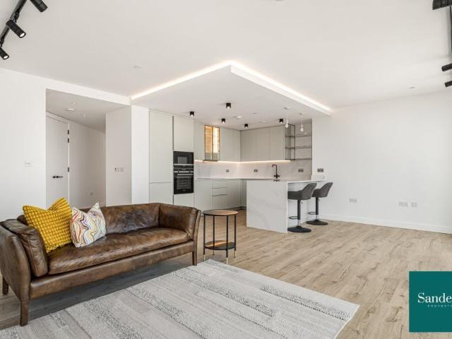 Bollinder Place, Islington, London EC1V, 3 bed flat to rent, £7,000 pcm | PrimeLocation