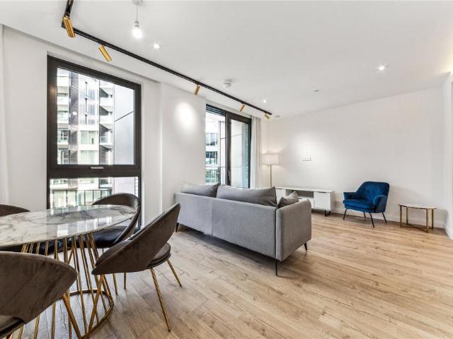 Bollinder Place, London, EC1V 1 bed apartment to rent £2,800 pcm £646 pw