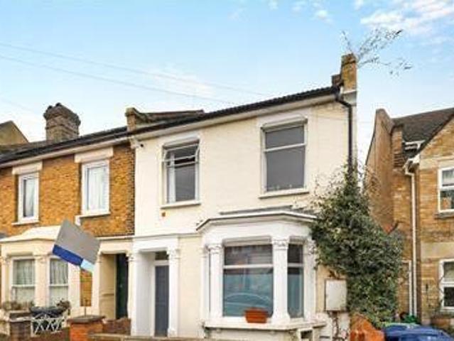 Bollo Bridge Road, London, House Of Multiple