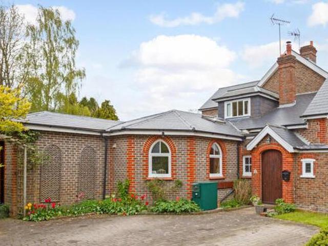 Bolney Road, Ansty, 3 Bedroom Semi detached