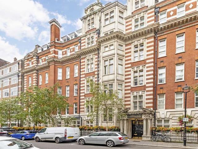 Bolsover Street, London W1W 2 bed flat to rent £6,500 pcm £1,500 pw