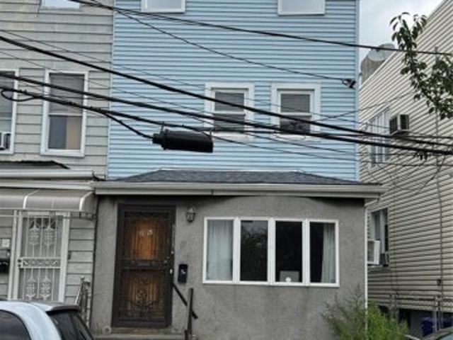 Borden Ave, Maspeth, Home For Sale