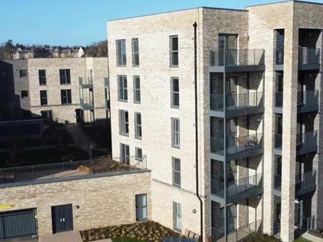 Border's Lane, Loughton, IG10 3SB, United Kingdom | 2 bed apartment for rent #138591702 | Rentberry