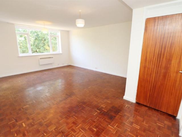 Boreham Holt, Elstree, Borehamwood