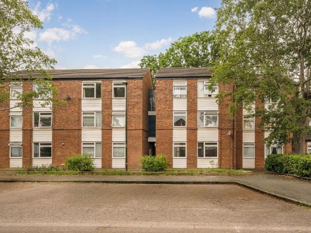 Borland Road, Teddington TW11, 2 bed flat to rent, £1,800 pcm | PrimeLocation