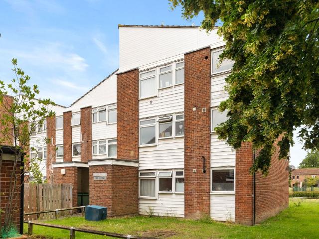 Borland Road, Teddington TW11, 3 bed flat to rent, £2,495 pcm | PrimeLocation