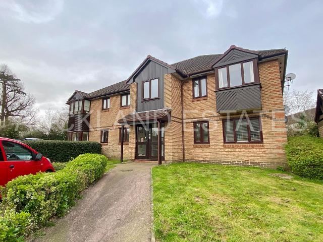 Bornedene, Potters Bar EN6, 1 bed flat to rent, £1,300 pcm | PrimeLocation