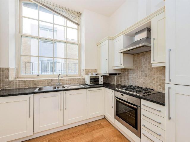 Borough Road, Isleworth TW7, 2 bed flat to rent, £2,000 pcm | PrimeLocation