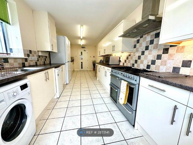 Borough Road, Middlesbrough TS1, Room to rent, £542 pcm | PrimeLocation