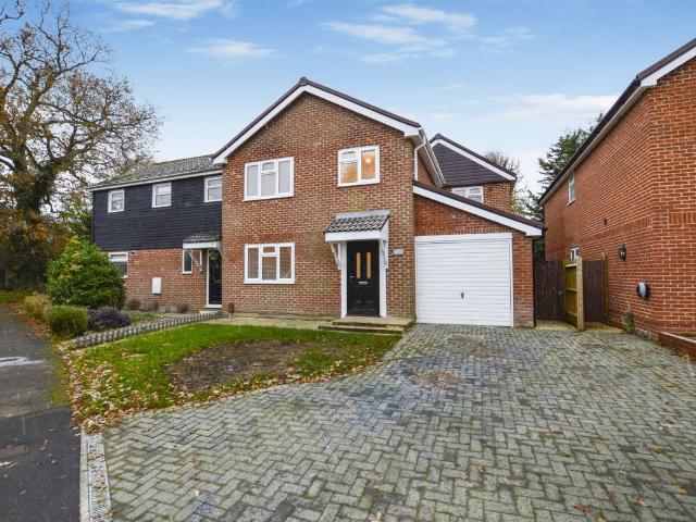Borough Road, Petersfield, Hampshire GU32, 4 bed semi detached house to rent, £2,250 pcm | PrimeLocation