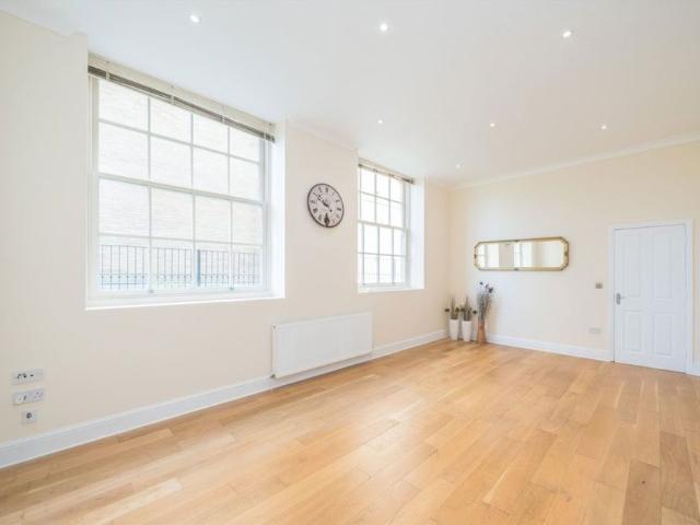 Borough Road, TW7, London