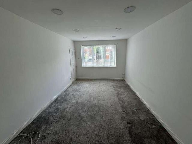 Borrowdale Avenue, Gatley, SK8