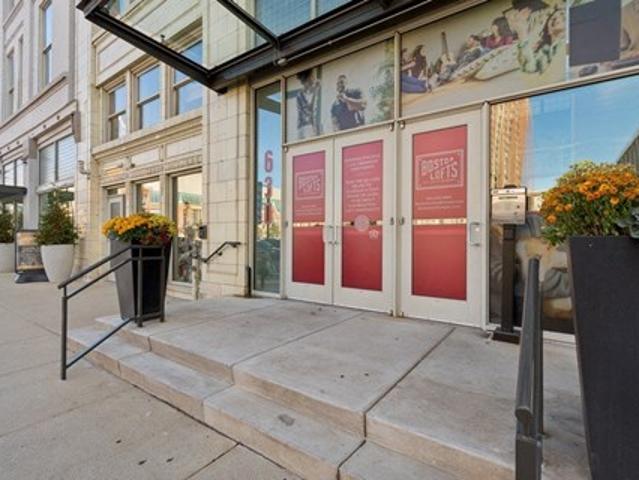 Boston Lofts Townhome | 2 Bd 1.5 Bth
