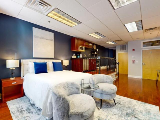 Boston MA 02108 84323171