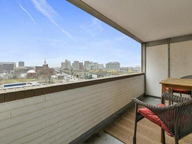 Boston MA 02114 104789589