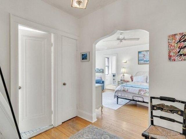 Boston MA 02135 104513213