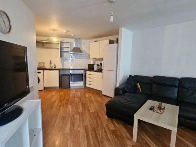Boston Street, Hulme, Manchester M15, Room to rent, £850 pcm | PrimeLocation