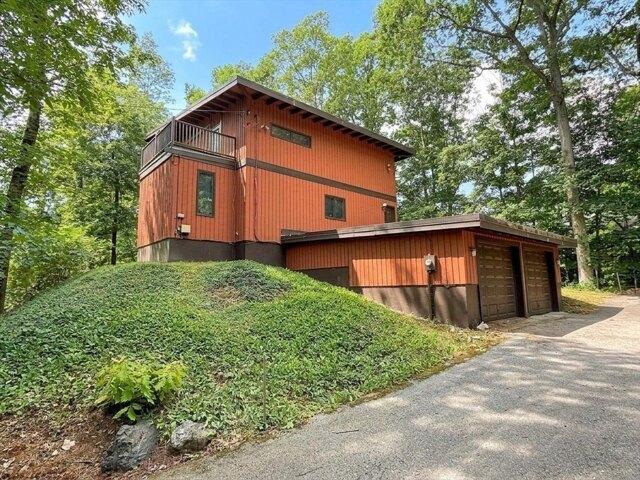 Boston Post Rd, Weston, Home For Sale