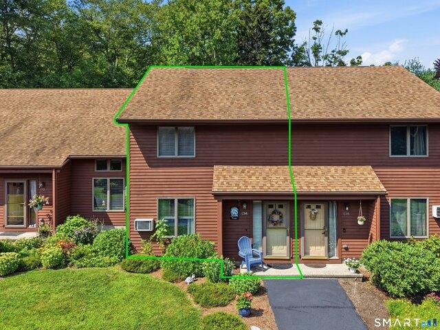 Boston Post Rd Apt C, Waterford, Home For Sale