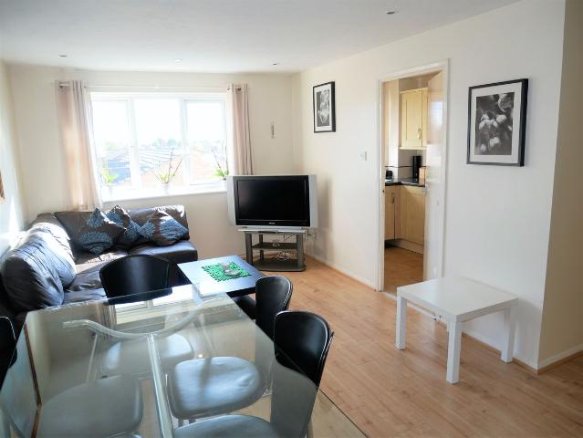 Boston Road, Hanwell W7, 1 bed flat to rent, £1,625 pcm | PrimeLocation