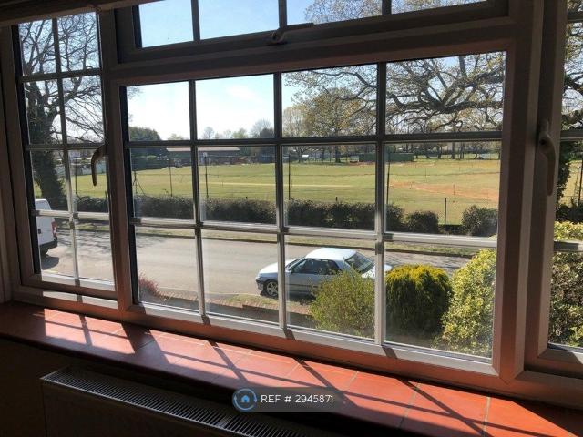 Bostock Avenue, Horsham RH12, 1 bed flat to rent, £995 pcm | PrimeLocation