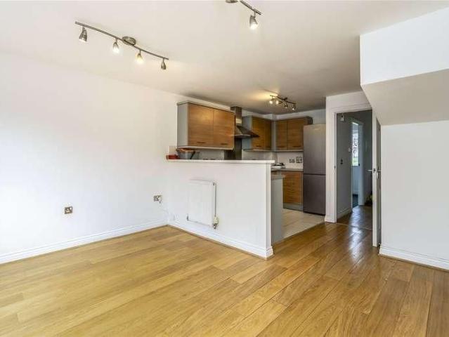 Bostock Road, Chichester, PO19