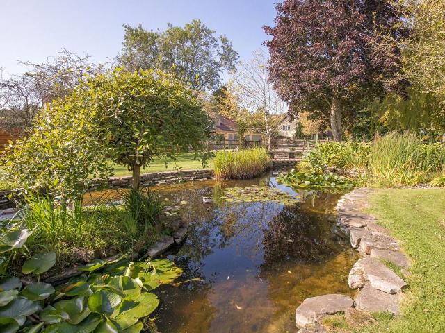 Bosbury, Ledbury, Herefordshire HR8, 5 bed detached house to rent, £2,750 pcm | PrimeLocation
