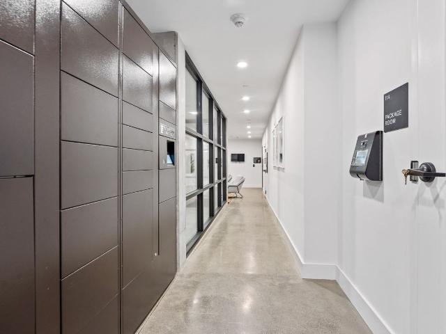 Bosco Modern Studio Suites in Downtown Berkeley Community! 3 Bedroom Apartment for Rent at 1717 University Ave, Berkeley, CA 94703 Berkeley Flats