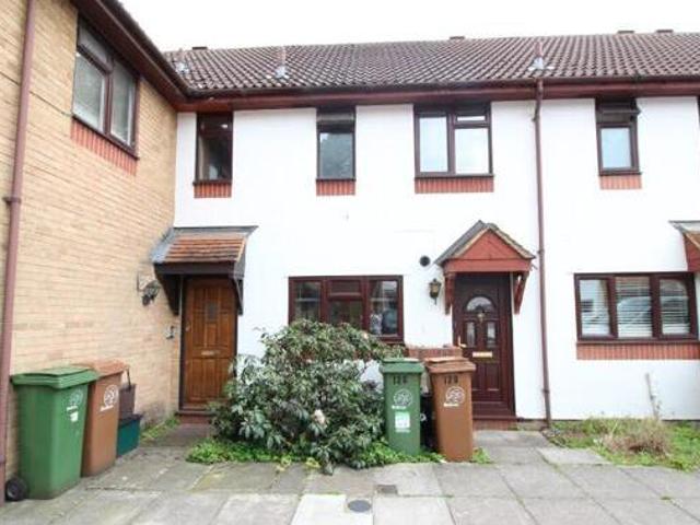 Boscombe Road, London, 2 Bedroom Terraced