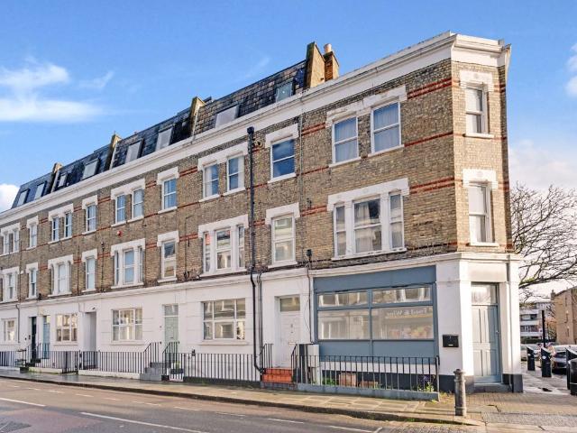 Boscombe Road, Shepherds Bush W12, Studio to rent, £1,600 pcm | PrimeLocation