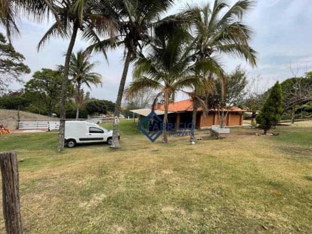Chácara com 2 dormitórios à venda, 2460 m² por R$ 2.300.000,00 Bosque Vinhedo/SP