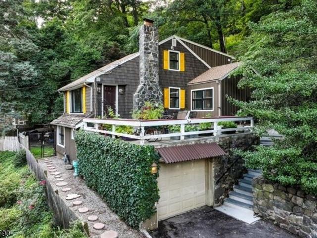 Bott Ln, Montville Township, Home For Sale