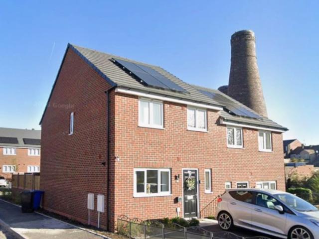 Bottle Kiln Drive, Stoke On Trent ST6, 3 bed property to rent, £920 pcm | PrimeLocation