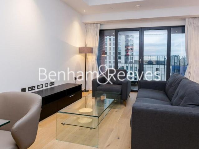 Botanic Square, London City Island E14 1 bed apartment to rent £2,300 pcm £531 pw