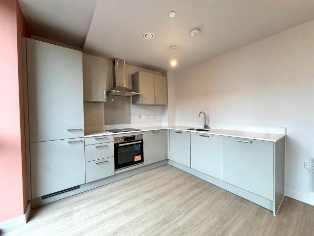 Botanical Avenue, Manchester M16, 2 bed flat to rent, £1,250 pcm | PrimeLocation