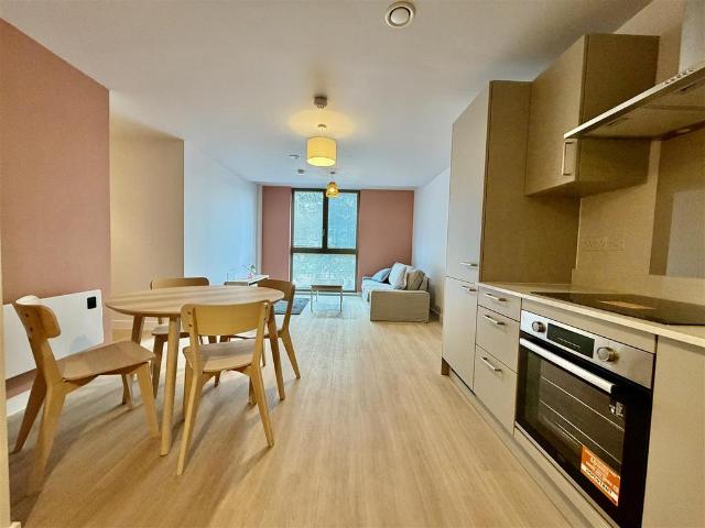 Botanical Avenue, Stretford M16 3 bed apartment to rent £1,495 pcm £345 pw