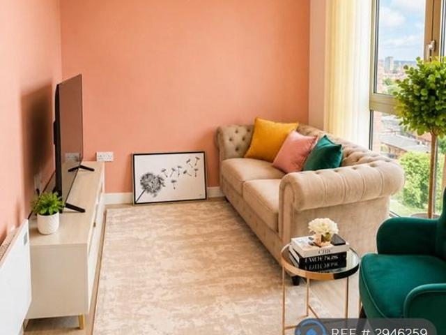 Botanical Gardens, Stretford, M16 2 bed flat to rent £1,495 pcm £345 pw