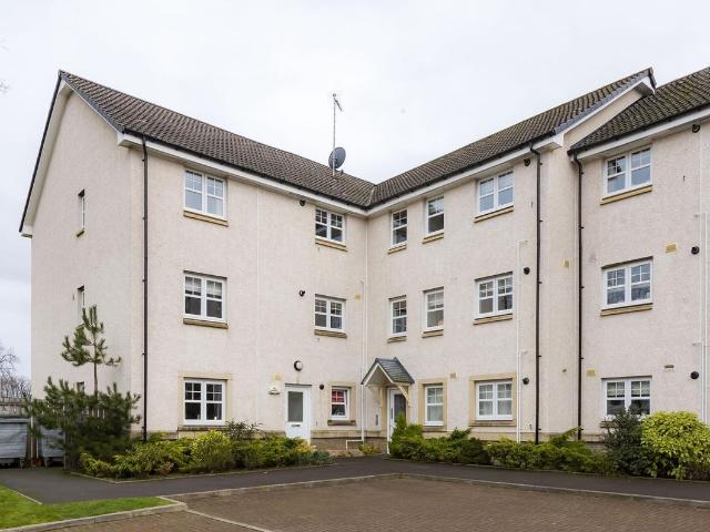 Bothlin Court, Lenzie, Glasgow G66, 2 bed flat to rent, £1,150 pcm | PrimeLocation
