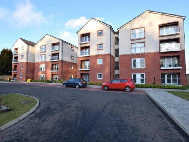Bothwell Mews, Uddingston G71 2 bed flat to rent £1,399 pcm £323 pw