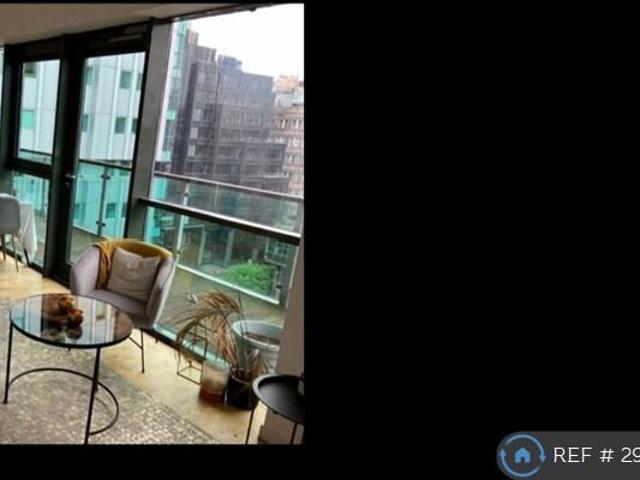 Bothwell St, Glasgow, G2 3 bed flat to rent £2,150 pcm £496 pw