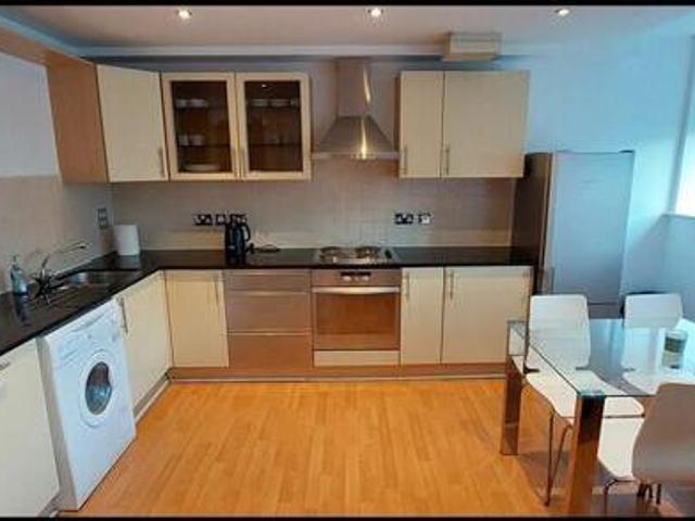 Bothwell Street, Glasgow, 2 Bedroom Flat