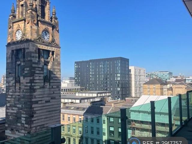 Bothwell Street, Glasgow, G2 2 bed flat to rent £1,600 pcm £369 pw